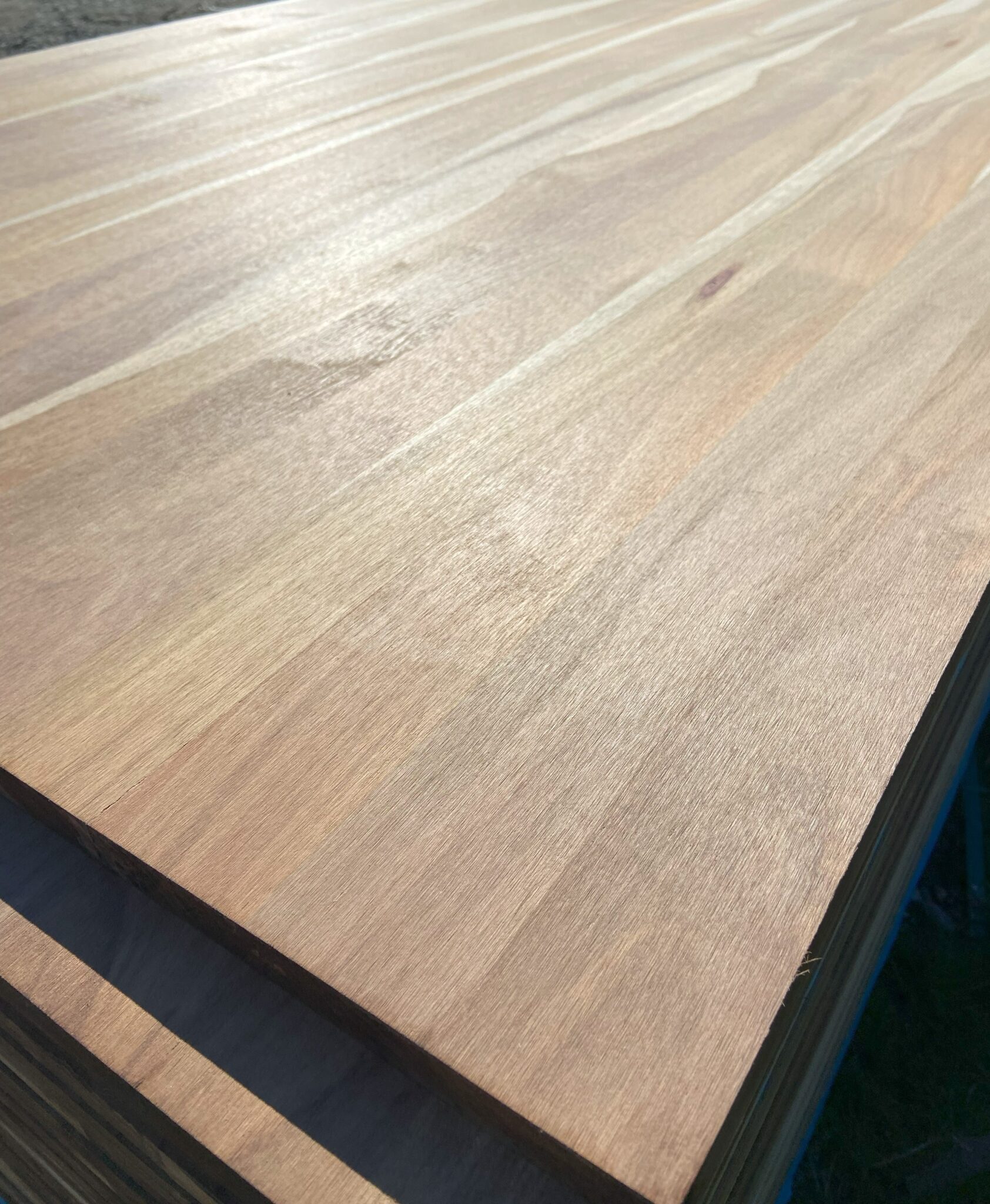 TABLERO ALISTONADO AGUANO MASHA